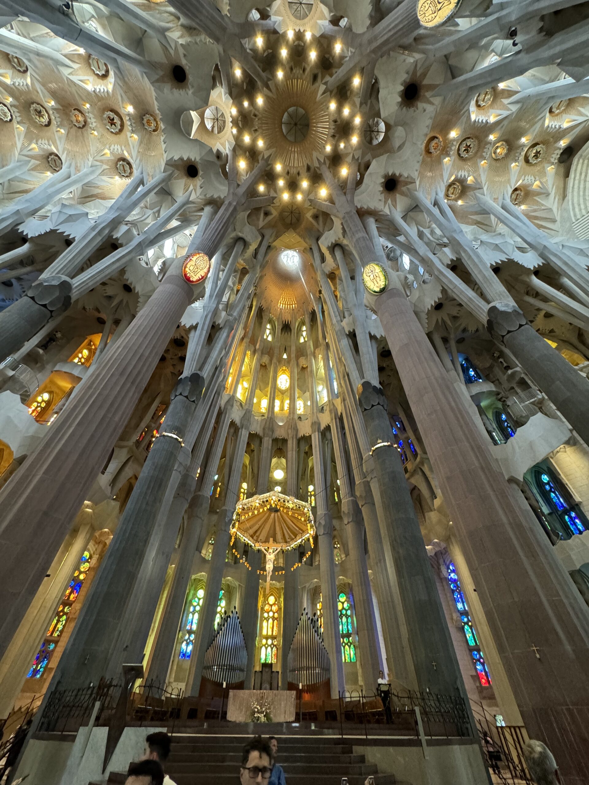 【バルセロナ】サグラダファミリアの塔には登るべき？生誕の塔に登ってみた！ | みいいちブログ